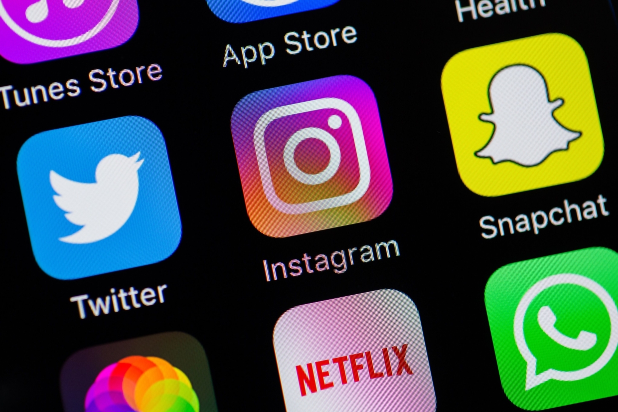Snap, Twitter target Facebook in dueling advertising campaigns | The Star