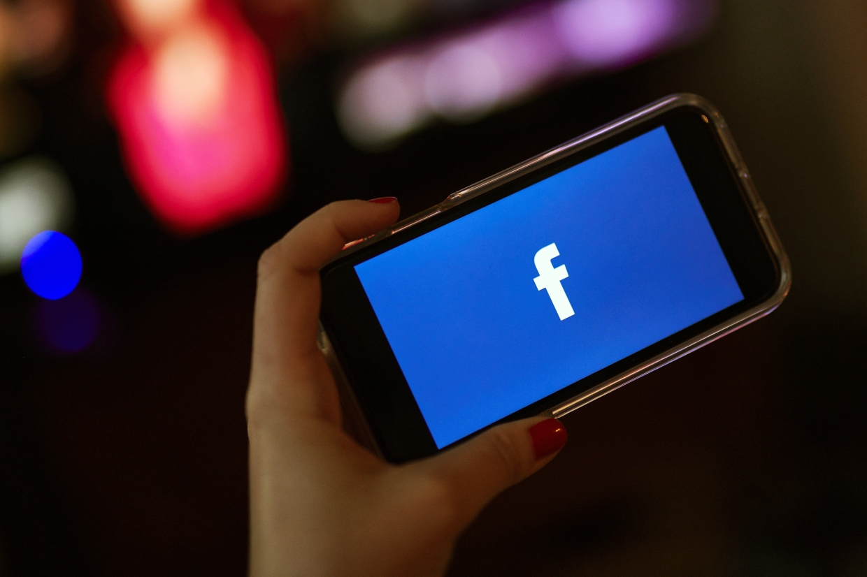 Facebook fact-checker says company must share more data to fight ...