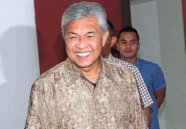 Court fixes date for bid to transfer Zahid’s case | The Star