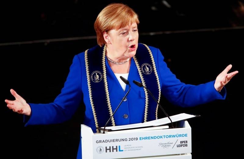 Merkel hints at return to academia after politics | The Star