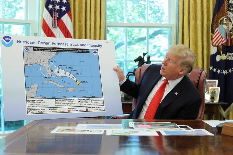 Sharpie-gate? Trump shows apparently altered hurricane map | The Star