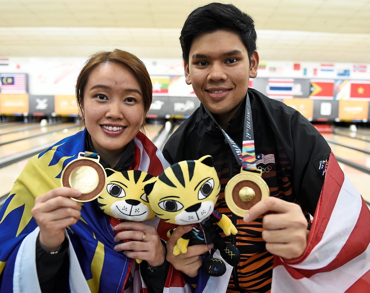 Bowling: Only two ready to roll | The Star