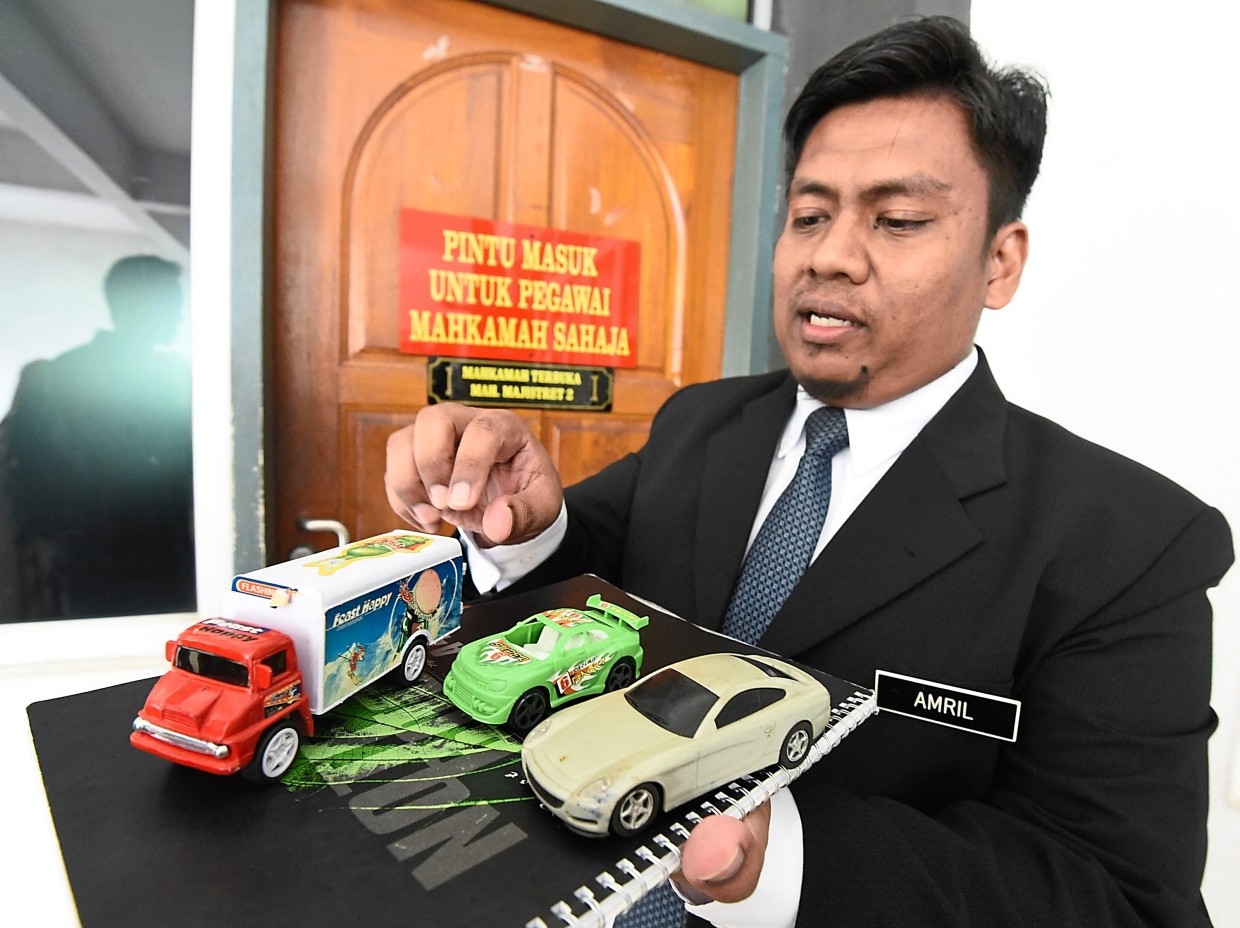 Toy cars depict traffic flow in fatal ‘wrong-way driver’ case | The Star