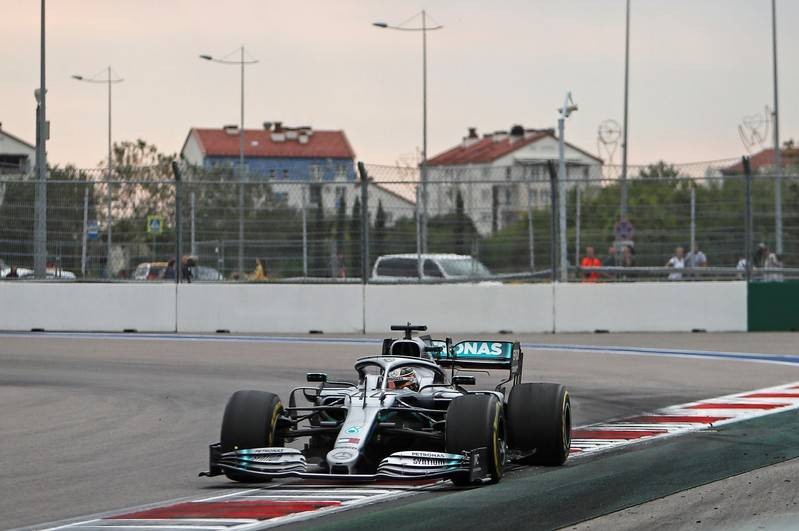 Motorsport: Mercedes expecting three-way fight in Russia | The Star