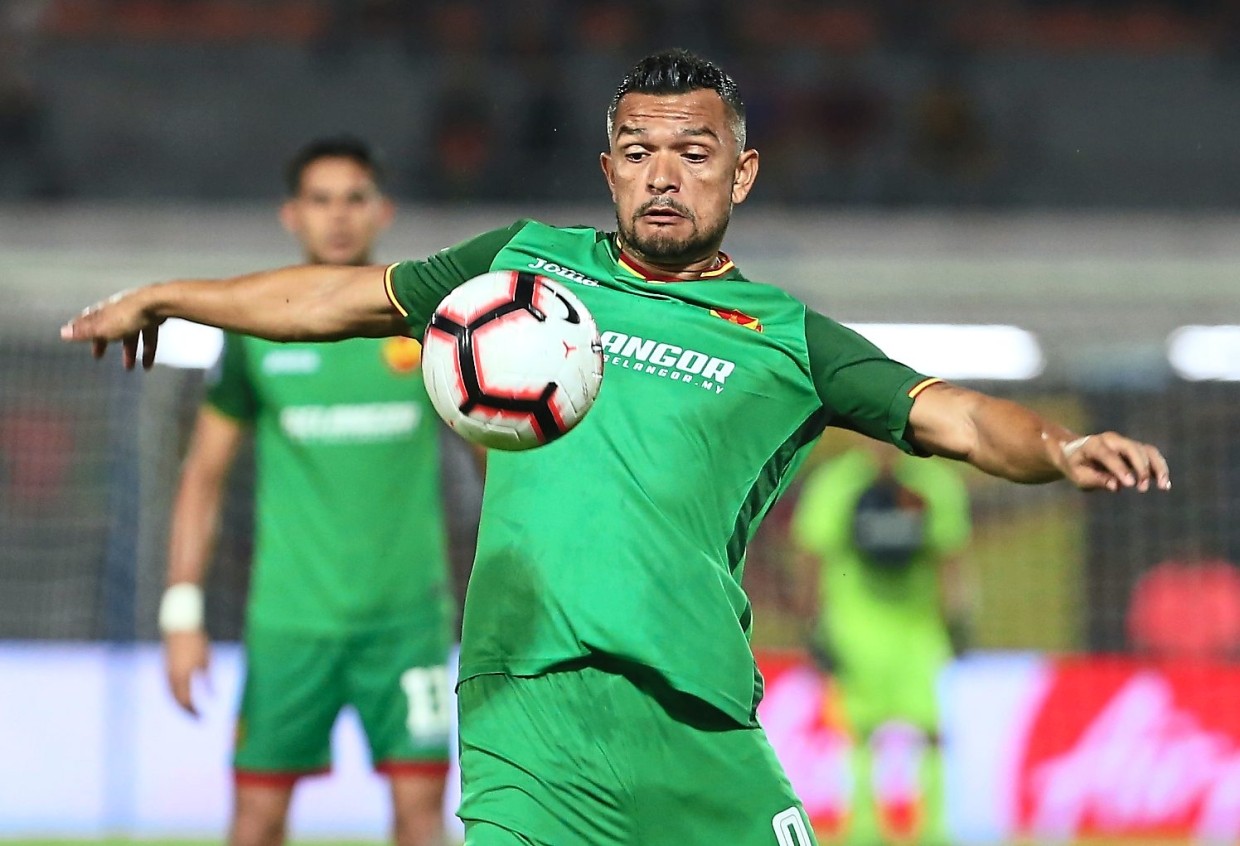 Football: Start small, Giants | The Star