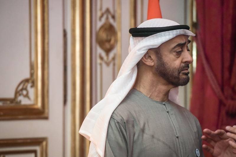 Abu Dhabi crown prince discusses defence with UK official - Twitter ...