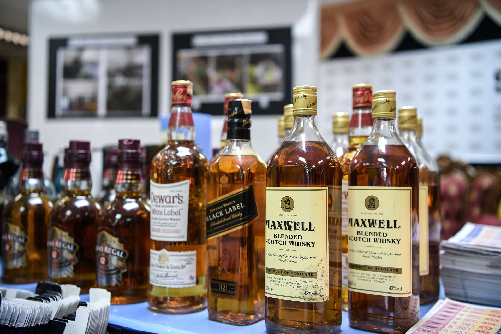 Buzzkill: RM1.01mil worth of smuggled alcoholic drinks seized | The Star