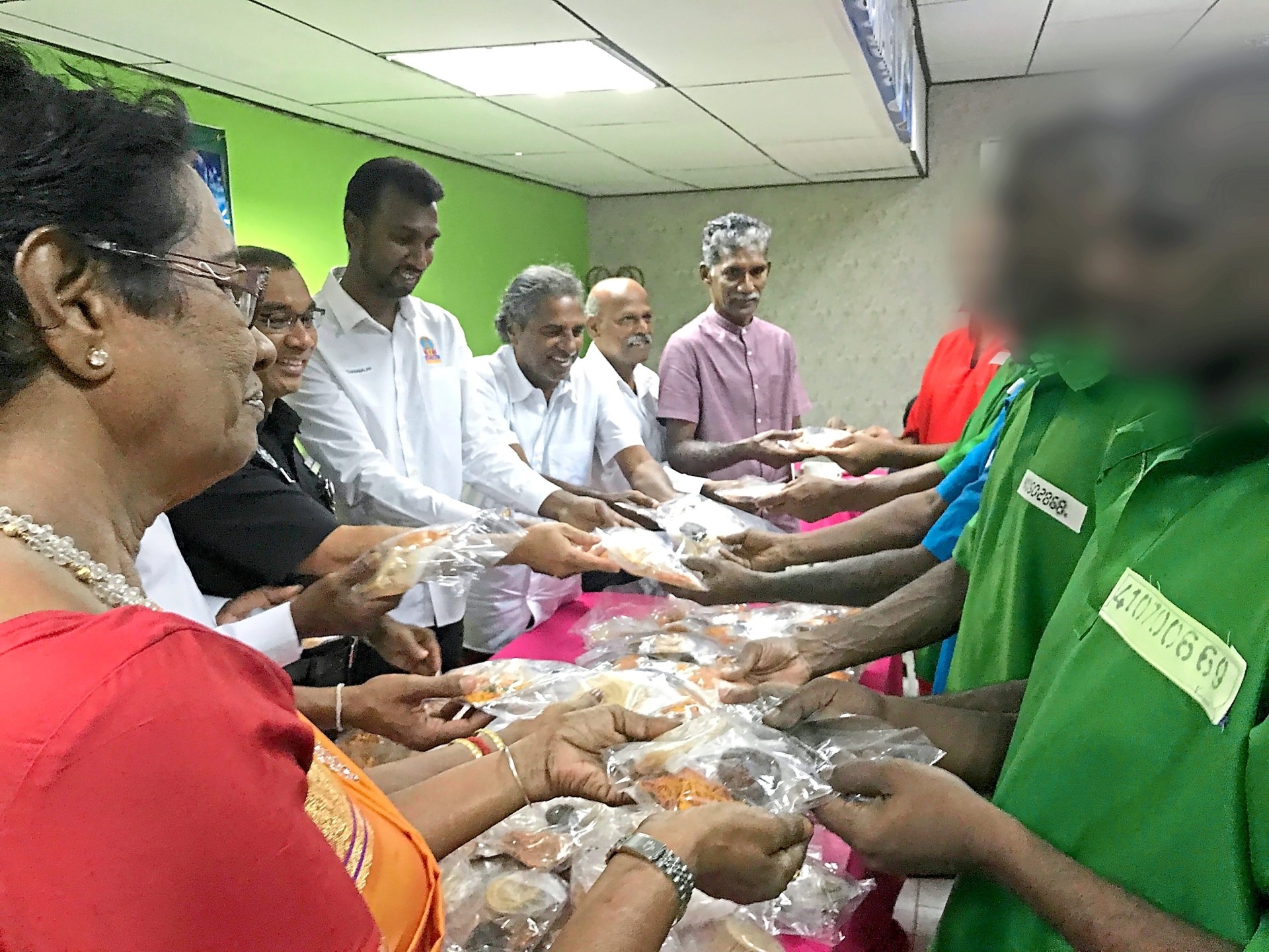 Early Deepavali cheer for prison inmates | The Star