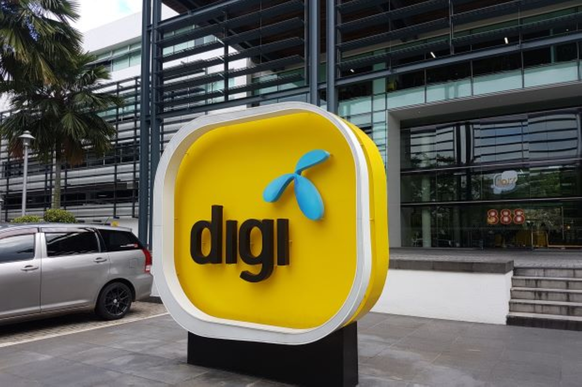Digi records net profit of RM356.05mil in Q3 | The Star
