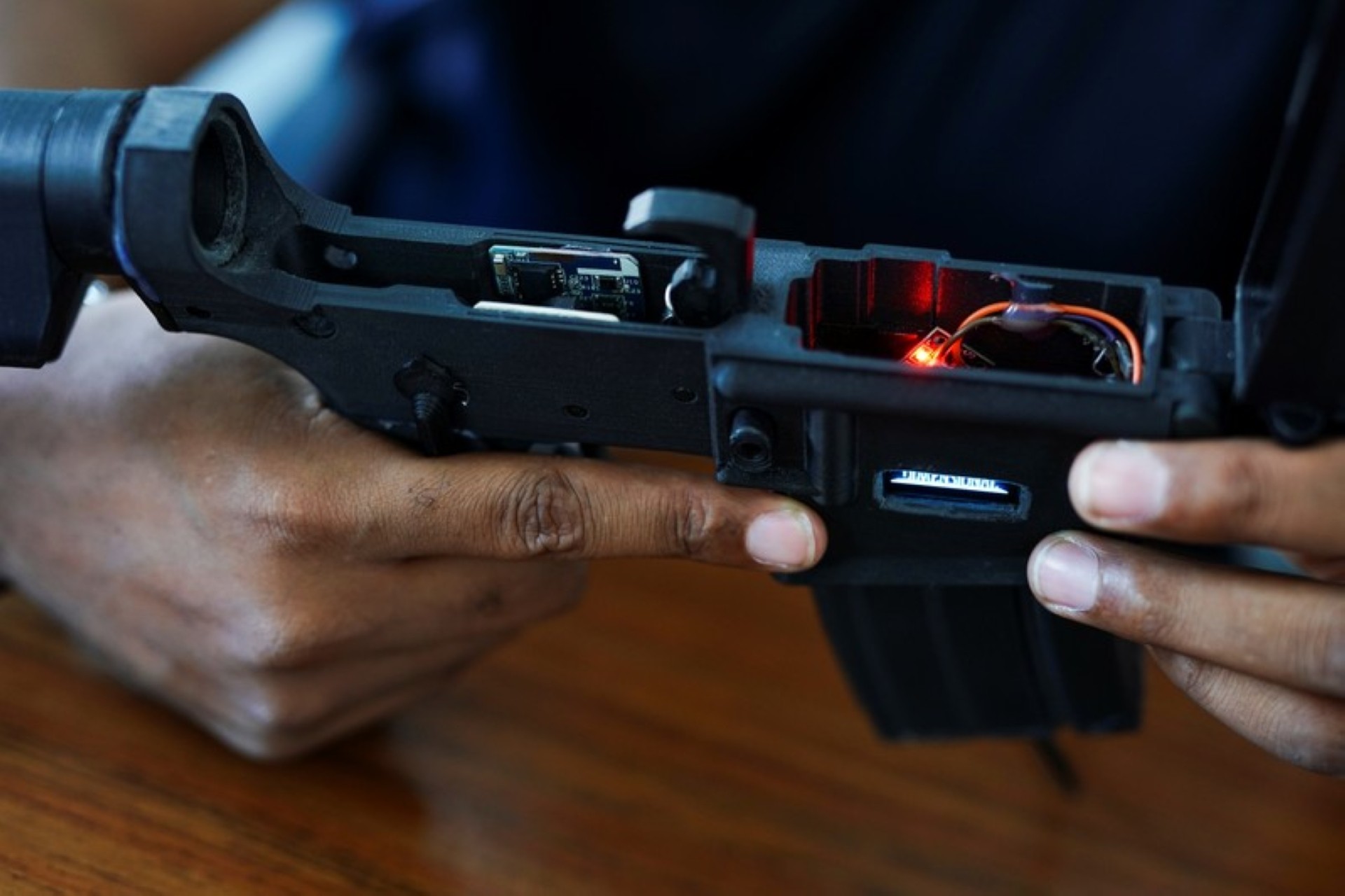 Gun with a chip: U.S. Army contracts may lead to a smarter firearm ...