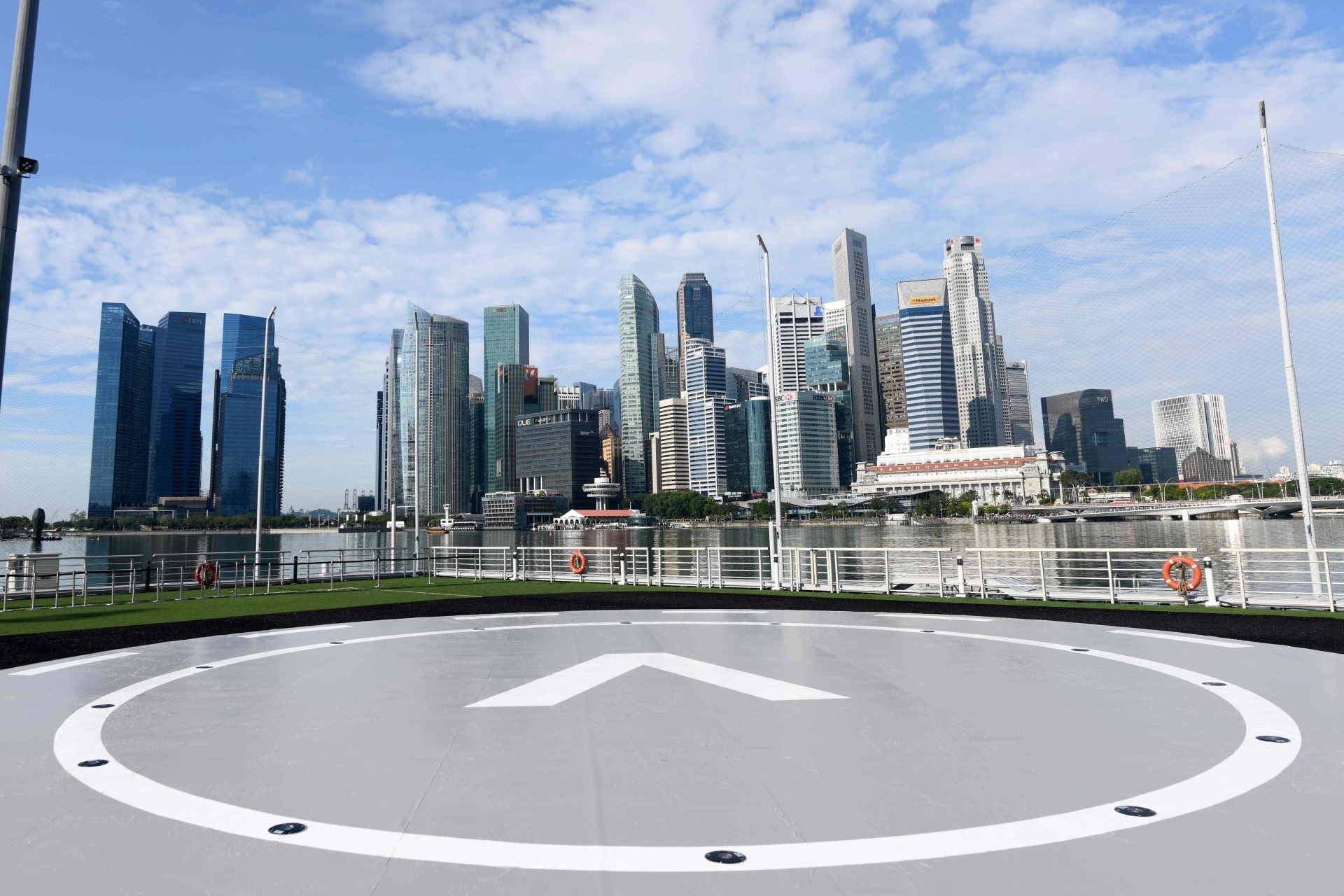 Hover-taxi whizzes over Singapore, firm eyes Asian push | The Star