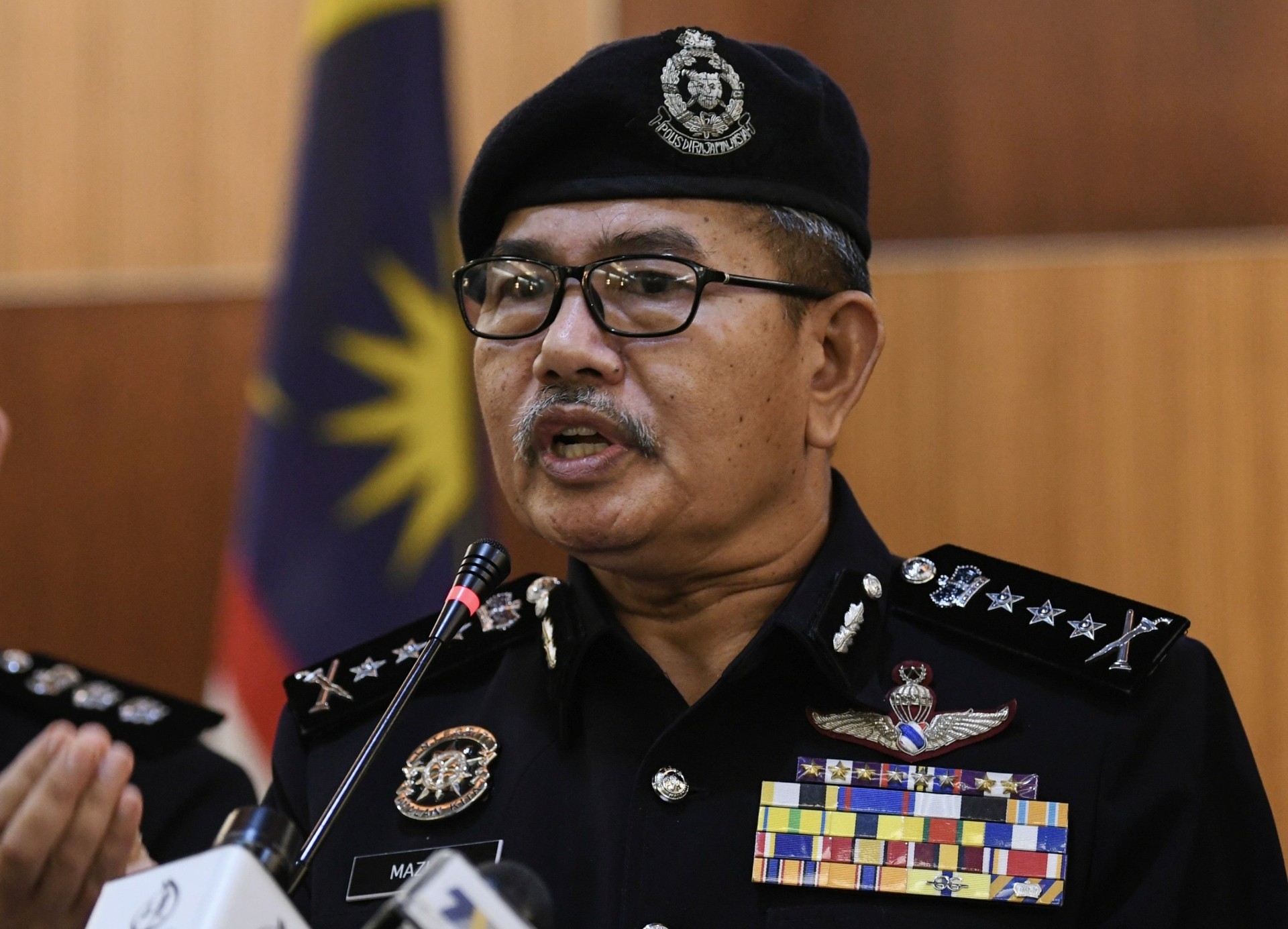 Football: Over 1,500 cops mobilised for Malaysia Cup finals, says KL ...