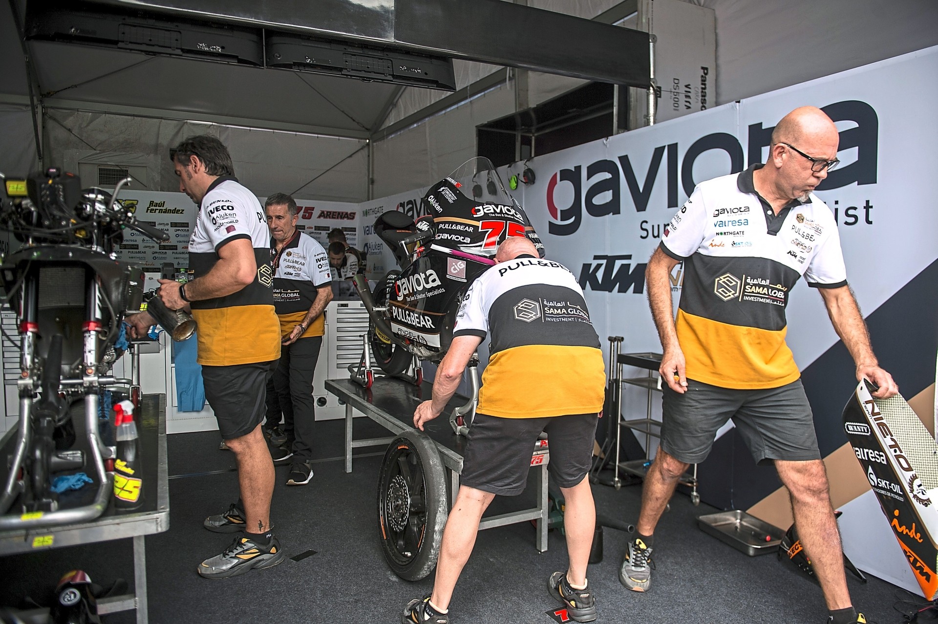 Motorsport: ‘Thieves of parts’ catch racing teams and SIC off guard ...