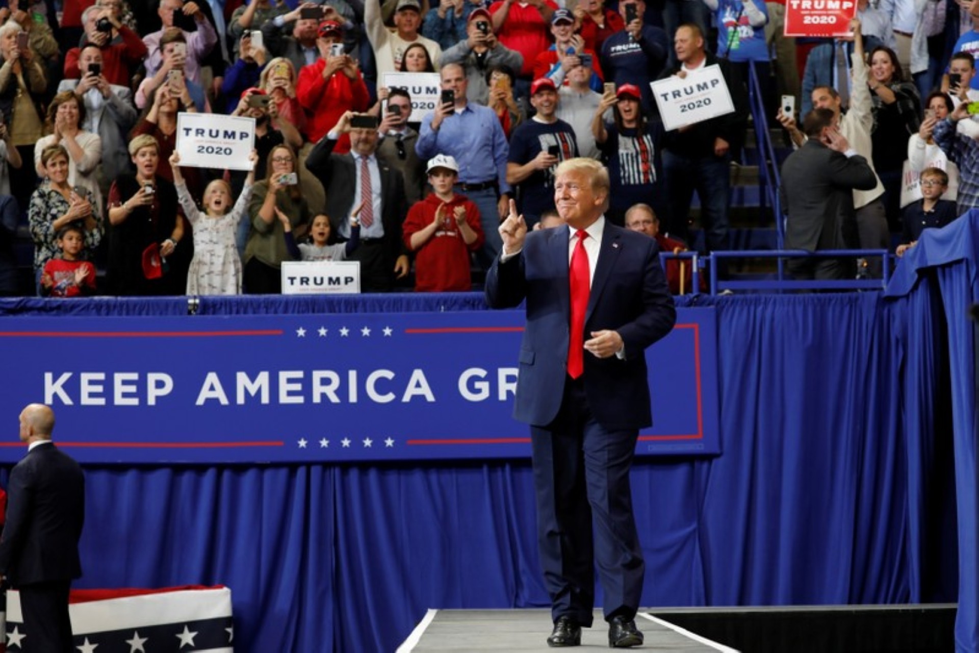 Trump urges Kentucky ahead of state vote: Send impeachment Democrats a ...