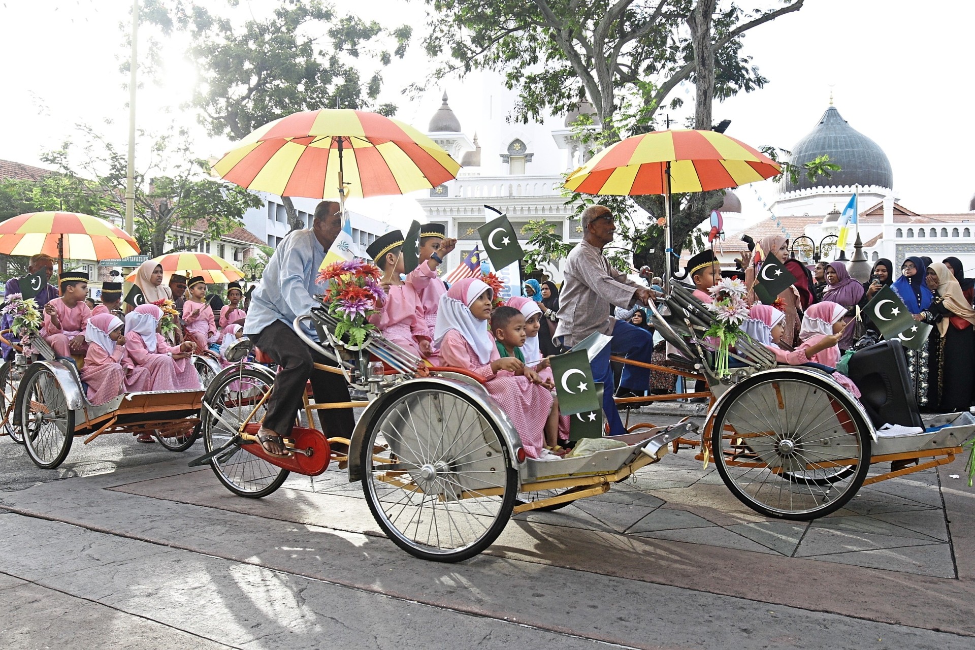 Display of religious piety | The Star