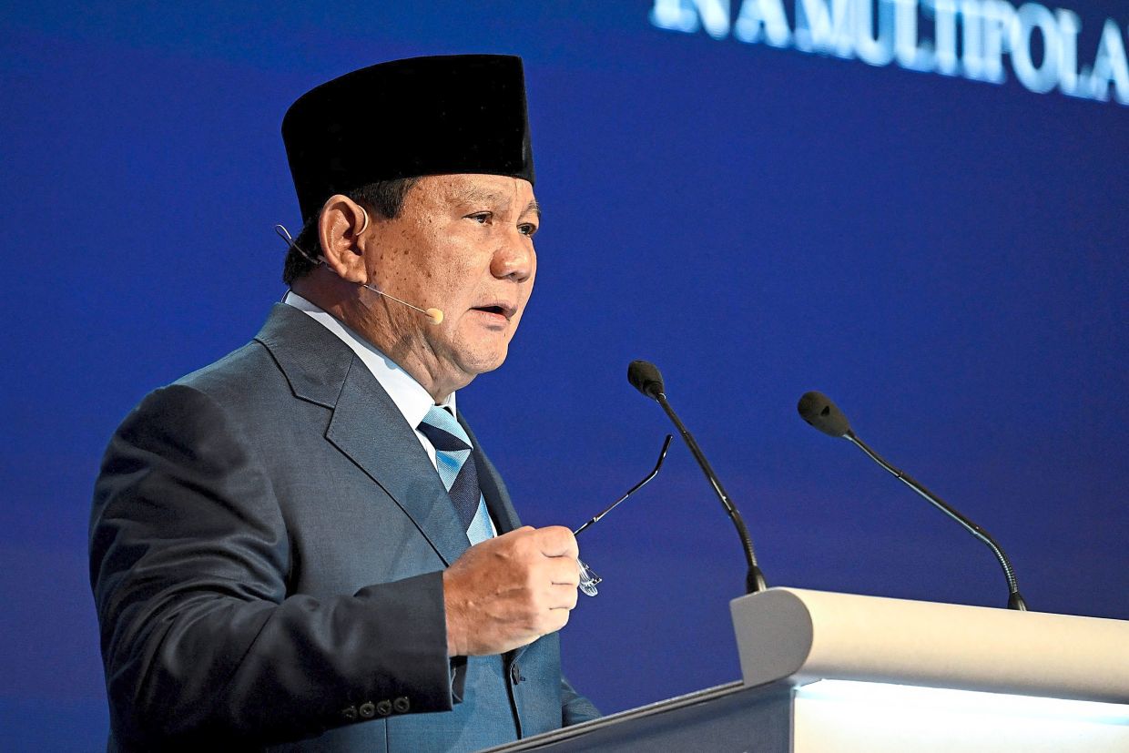 Defence minister eyes third run for presidency | The Star