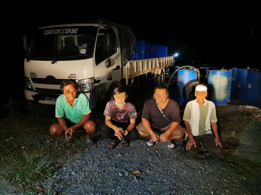 Smuggling of 8,000 litres of subsidised petrol at Lahad Datu ...
