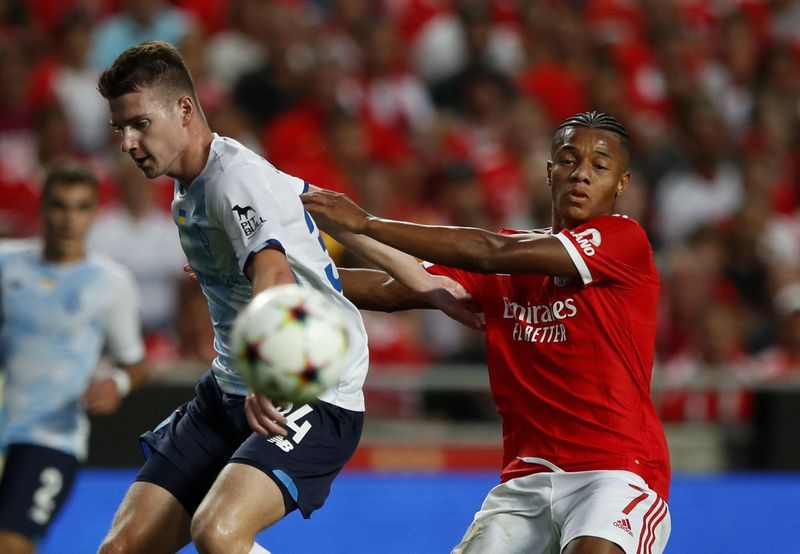 Football: Soccer-Benfica cruise into Champions League group stage with ...