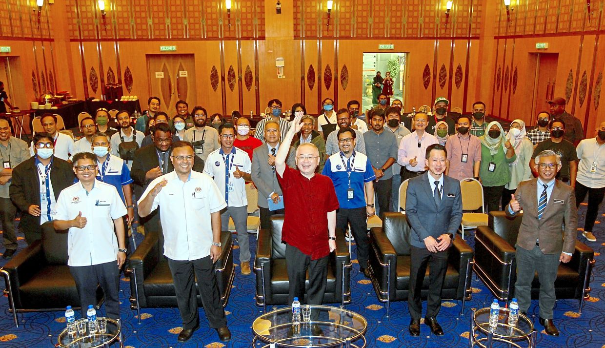 Move to regulate drone use | The Star