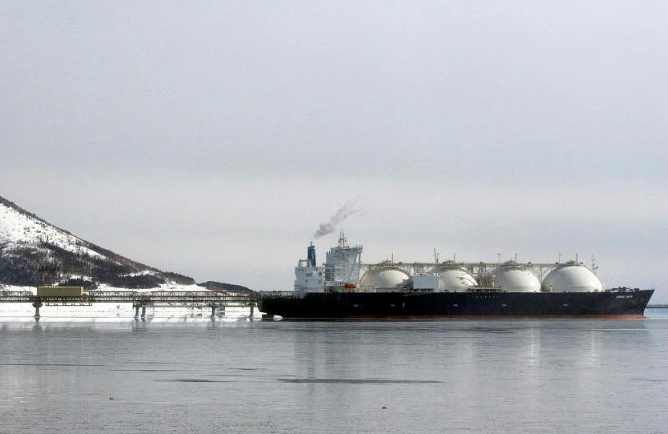 Asian LNG prices hit new records as Japan, South Korea start stocking ...