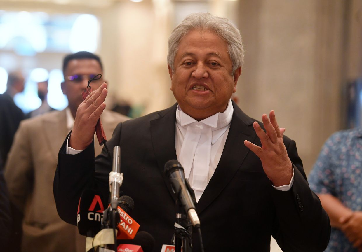 Najib never asked Govt to interfere in his court case, says Zaid ...