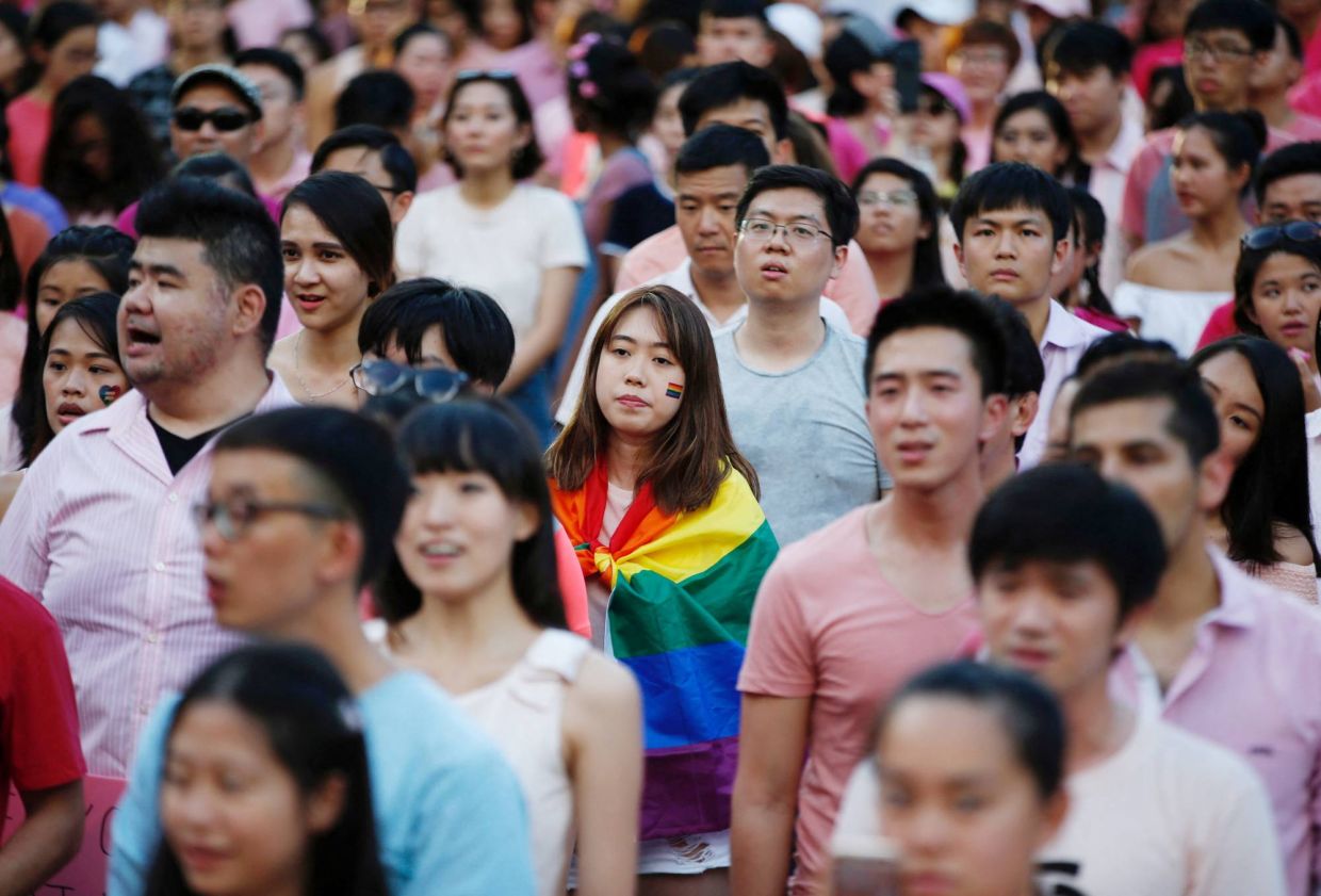 Singapore debate on LGBTQ rights heats up in test for leaders | The Star