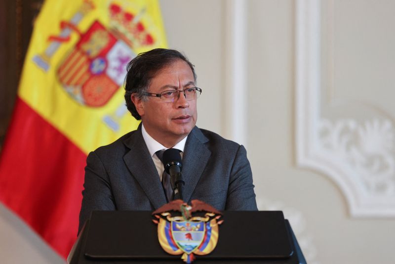 Colombian president proposes multilateral ceasefire to illegal armed ...