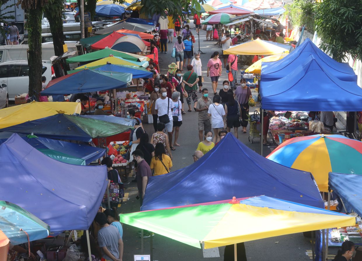 Couple arrested for damaging car at OUG market | The Star