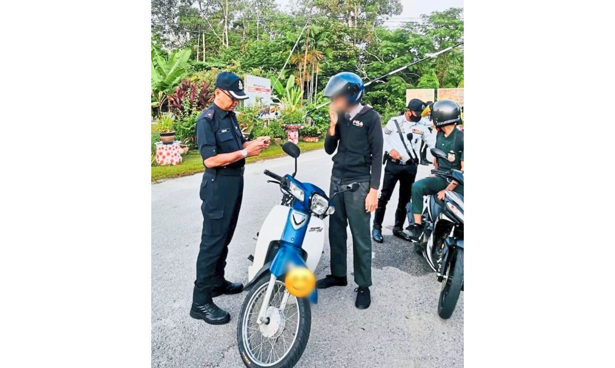Student offenders given second chance by traffic police | The Star