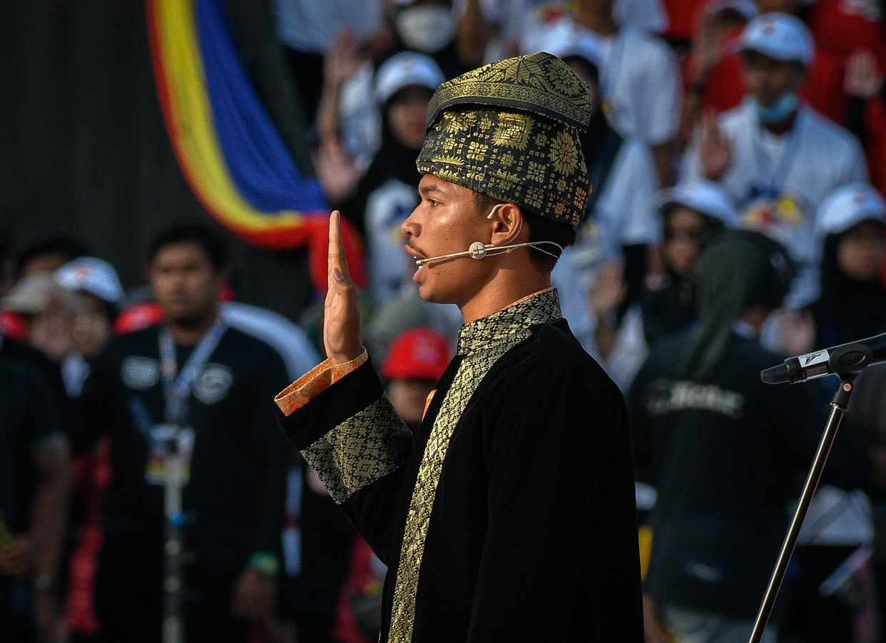 National Day: Young sprinter leads recitation of Rukun Negara, Merdeka ...
