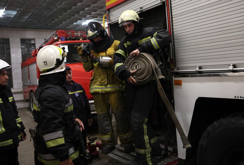 Ukraine firefighters adapt to working in war zone | The Star