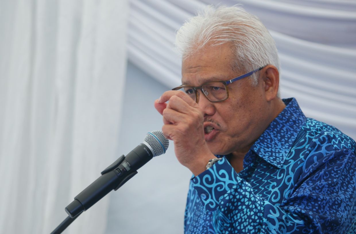 Why the rush for GE? Hamzah asks Umno | The Star