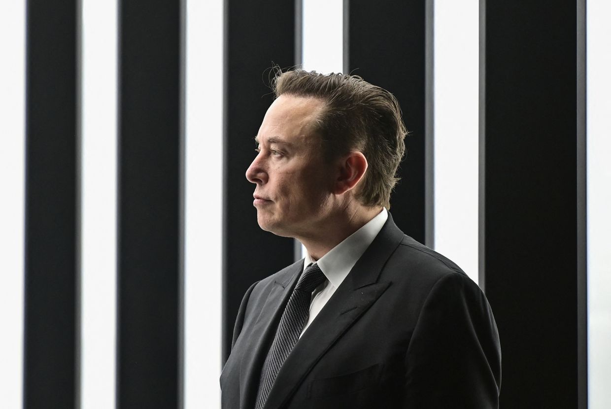 Everything we don't know about Elon Musk's latest about-face on Twitter ...