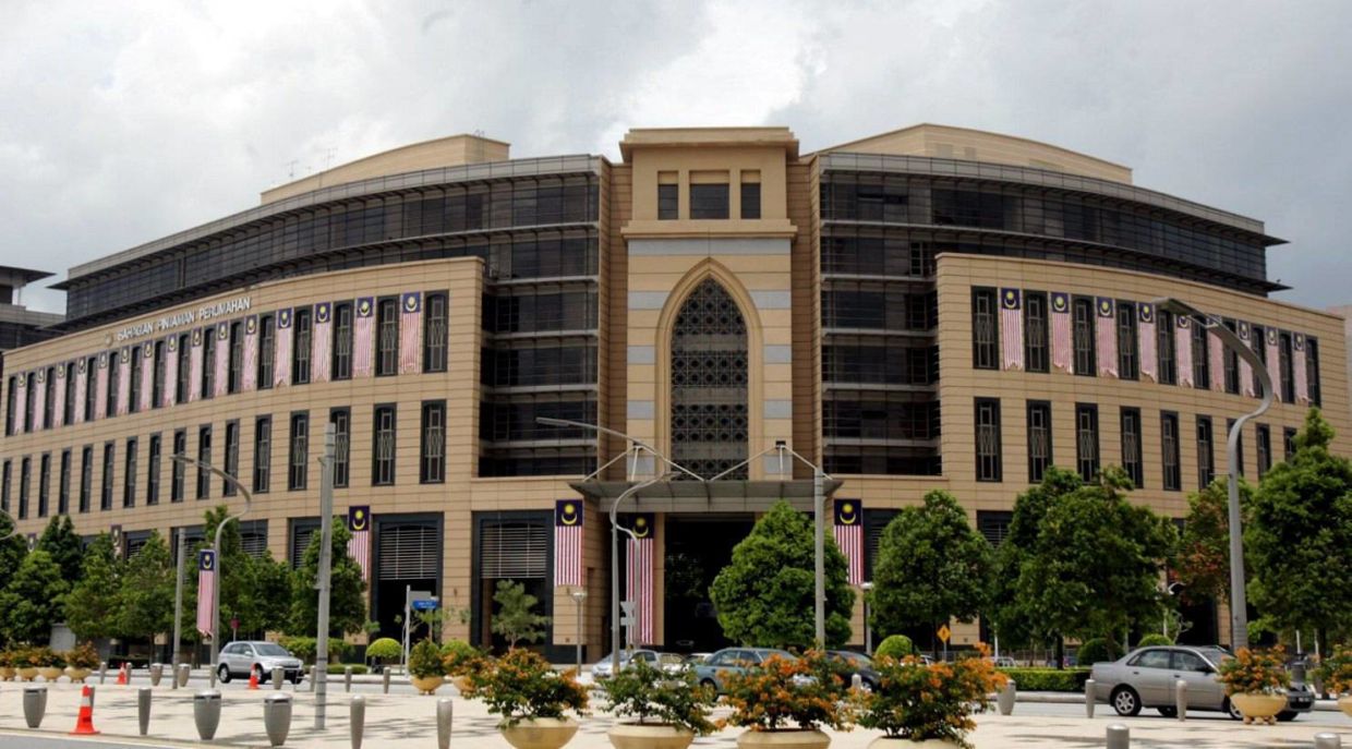 Report: Political appointees at ministries clearing out their desks ...