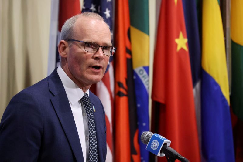 Britain and Ireland talk up improved mood in N.Ireland negotiations ...