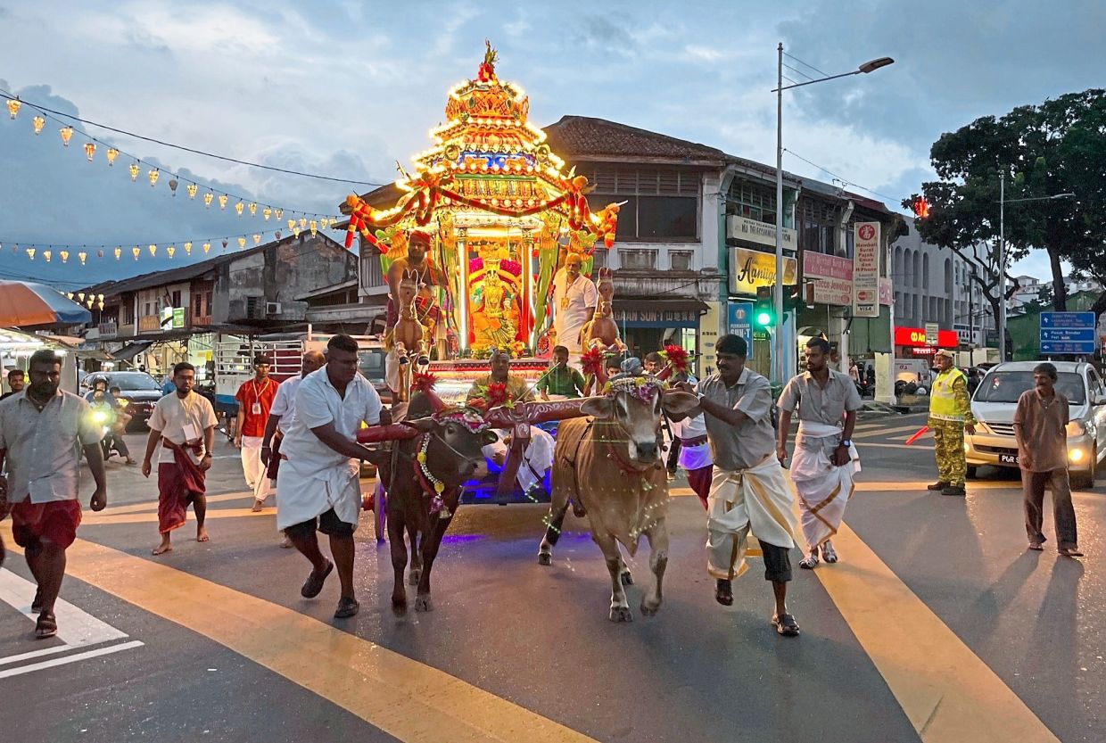 Family’s life-long devotion to Navarathri prayers | The Star
