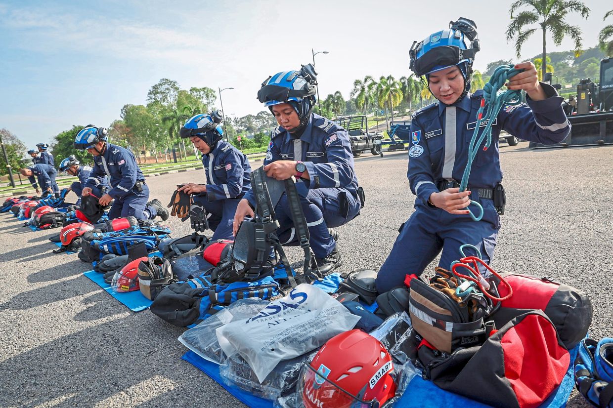 Women ready to be deployed as SMART rescuers | The Star