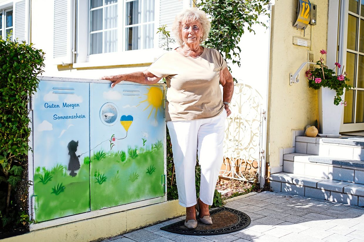 German great-grandmother takes up graffiti to brighten up dull power ...