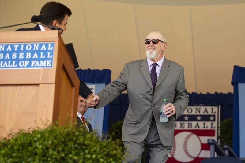 Other Sports: Hall of Fame pitcher Bruce Sutter dies | The Star