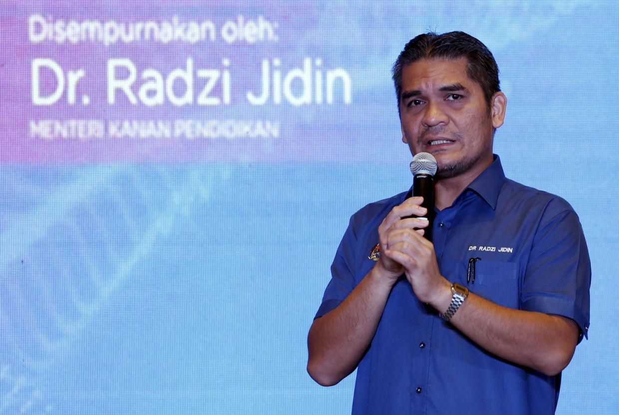 School syllabus not a 'Radzi Jidin' syllabus, says Education Minister ...