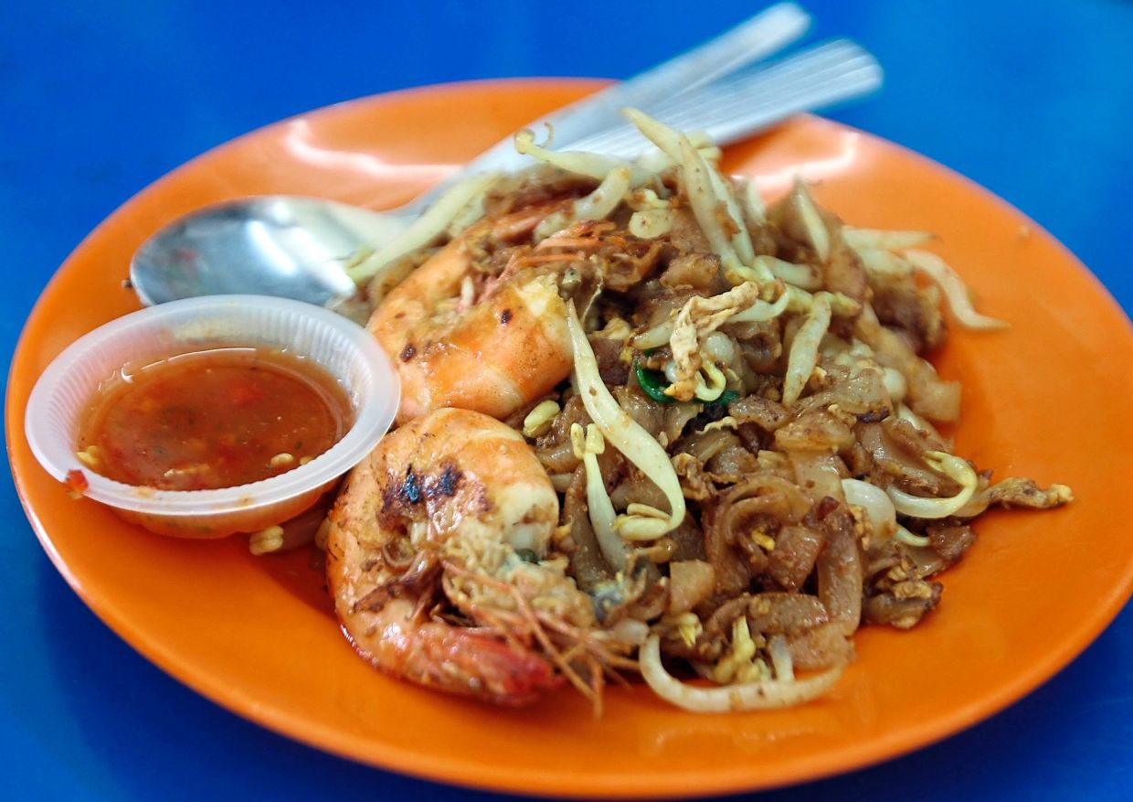 Lard-free char kuey teow among stall’s main draws | The Star