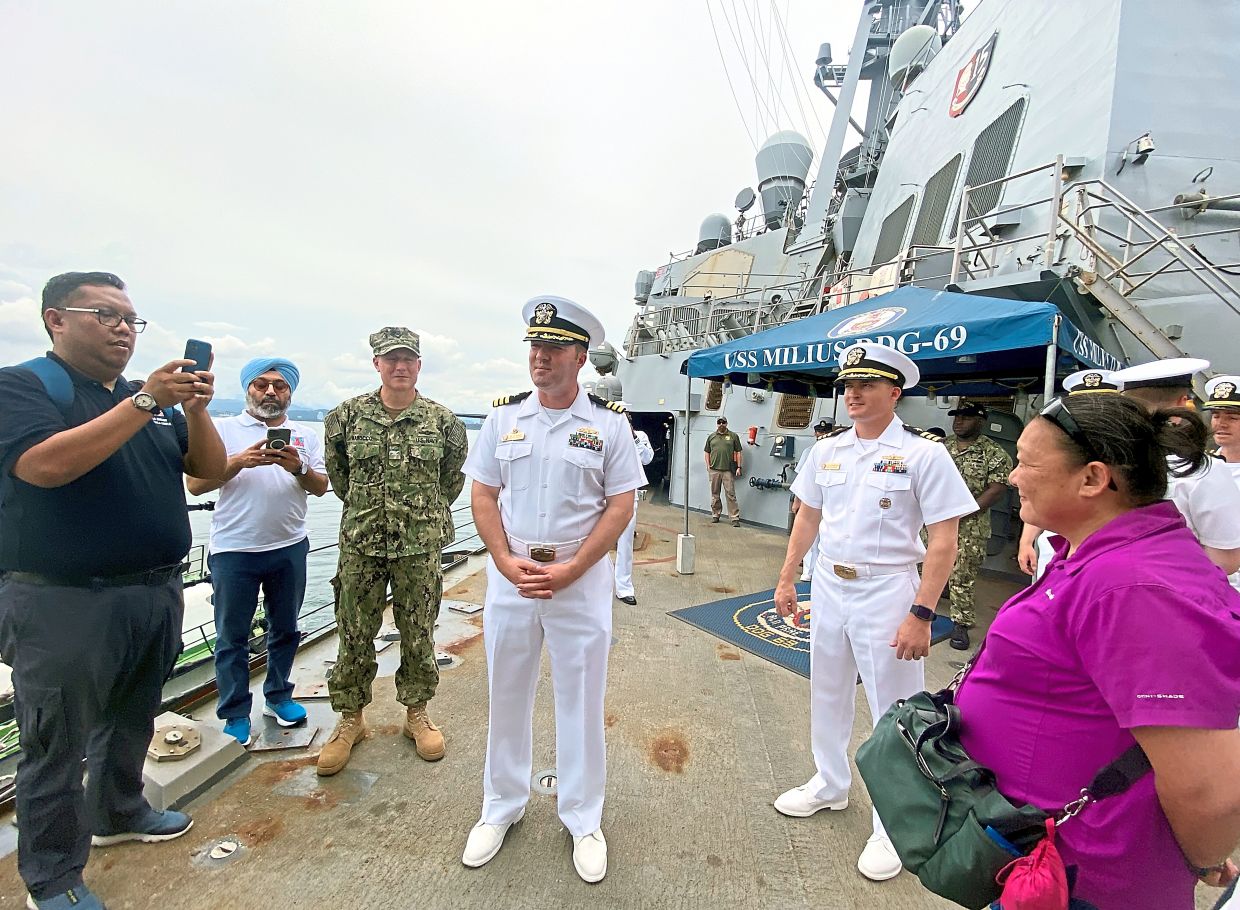 US destroyer docks in KK for a layover | The Star
