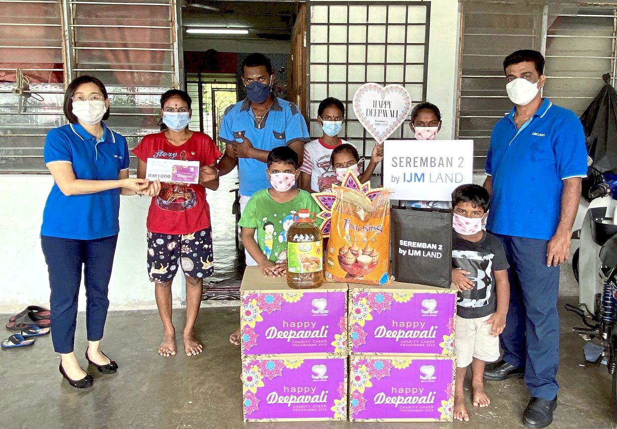 Developer brings festive cheer to six needy families | The Star