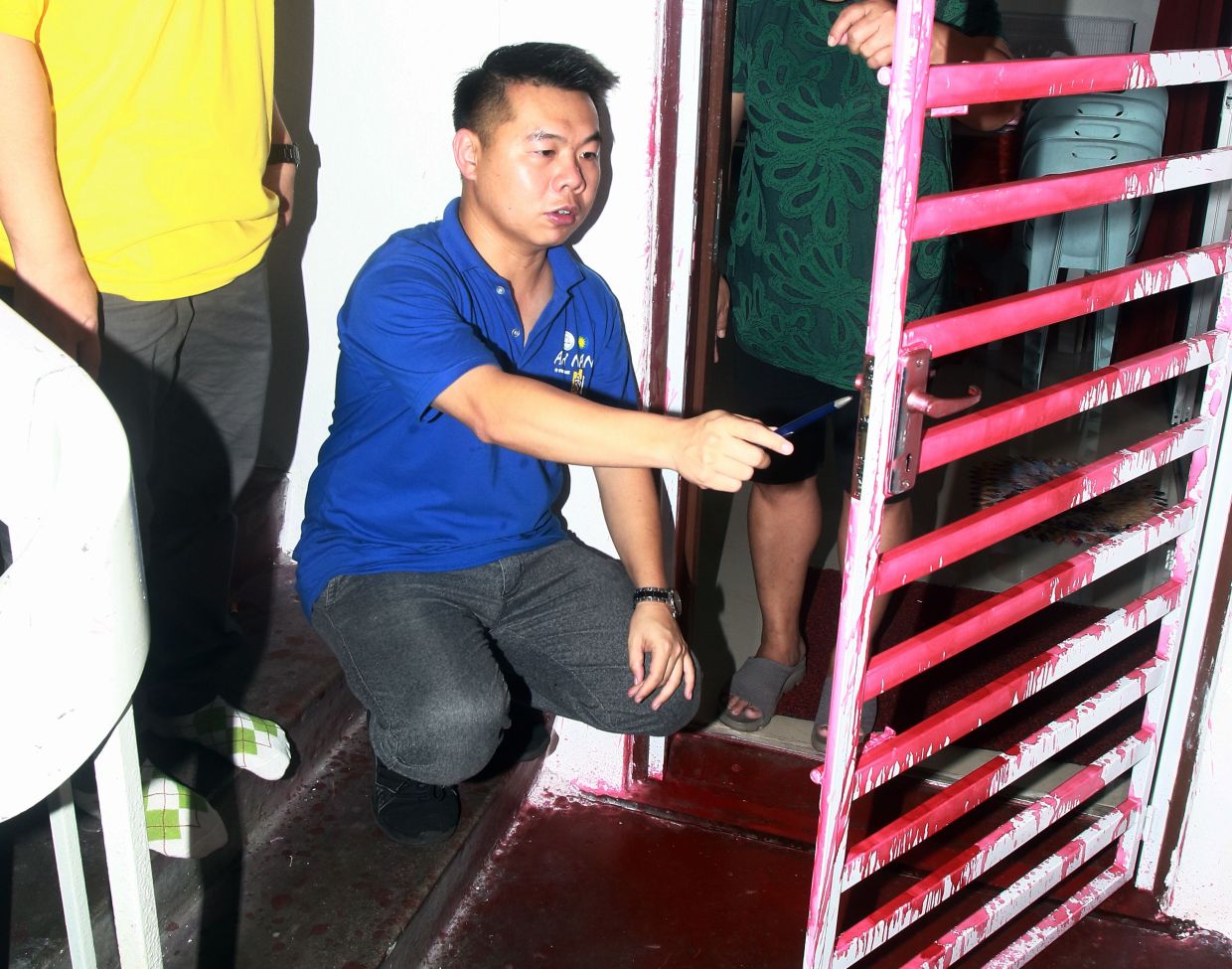Woman fears for safety after being targeted by ah long in Ipoh | The Star