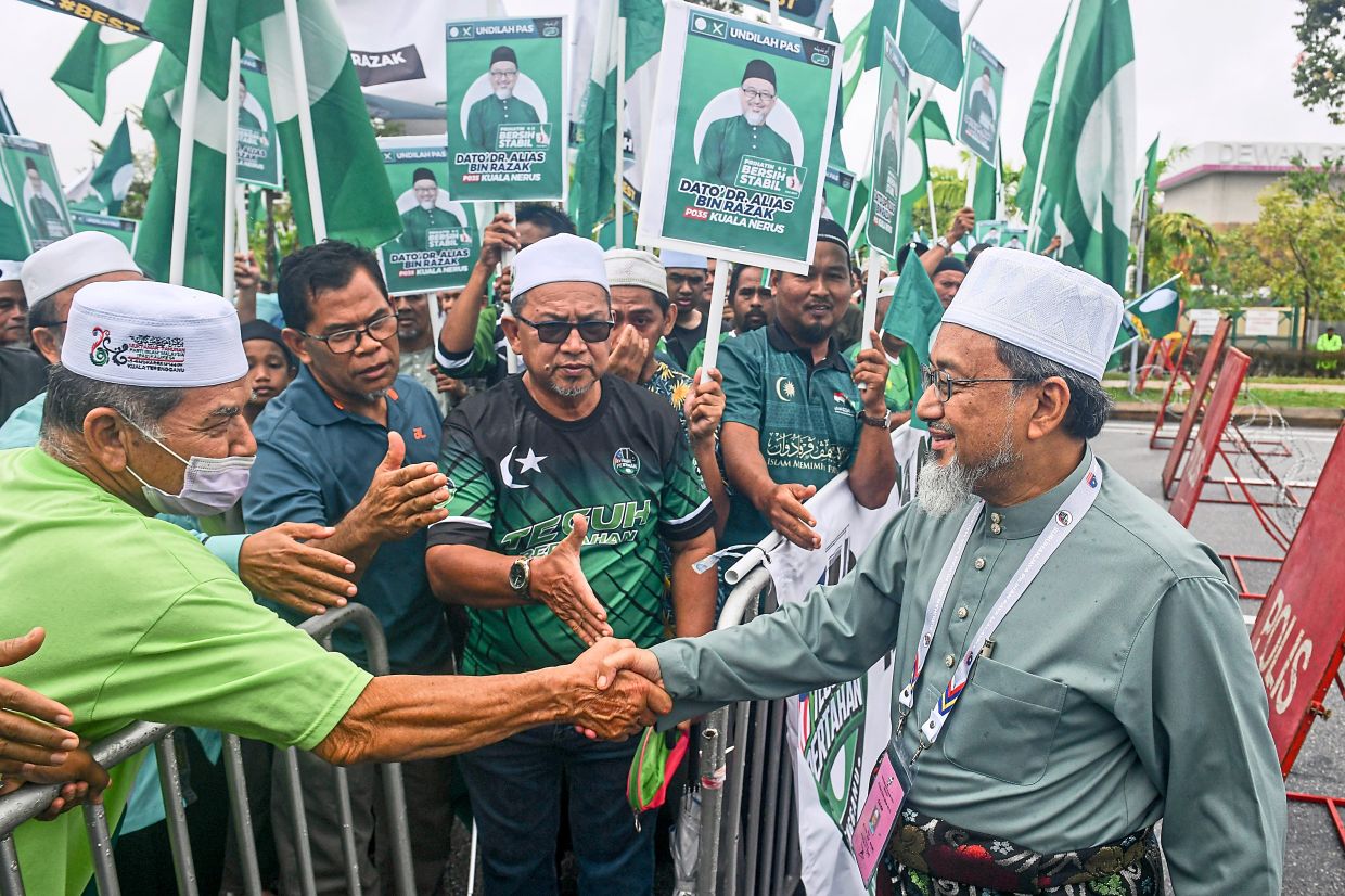 Khairuddin soldiers on | The Star