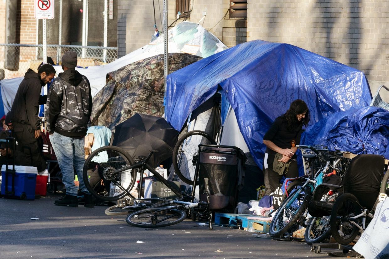 Mobile phones give researchers a deeper look into living homeless in ...
