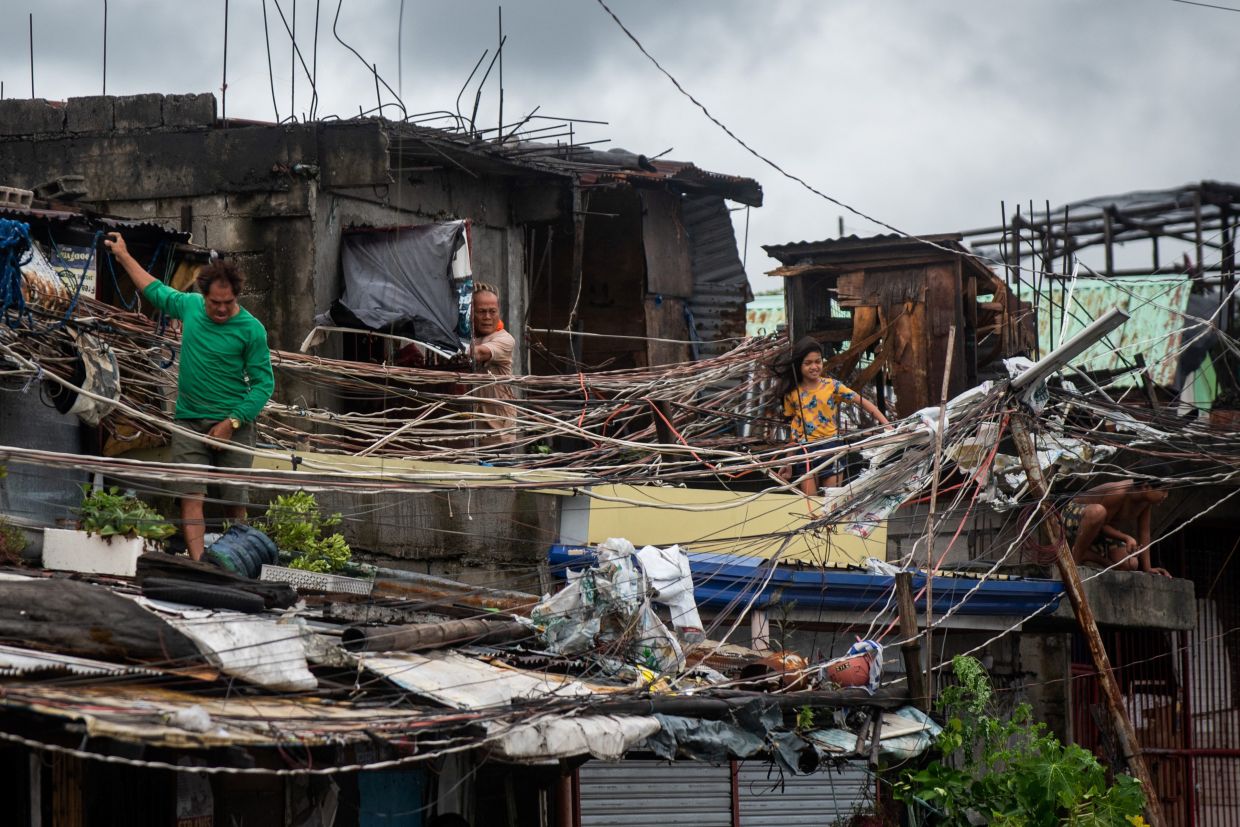 Philippines: Tropical Storm Paeng death toll hits 160; agricultural and ...