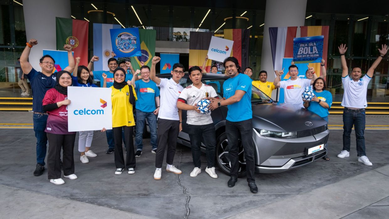 Celcom unveils 'Gila-Gila Bola' campaign | The Star