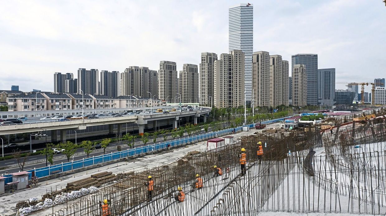 China property developers rush to raise capital | The Star