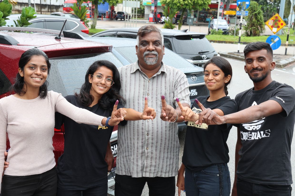 GE15: A family reunion as businessman, four children return home to ...